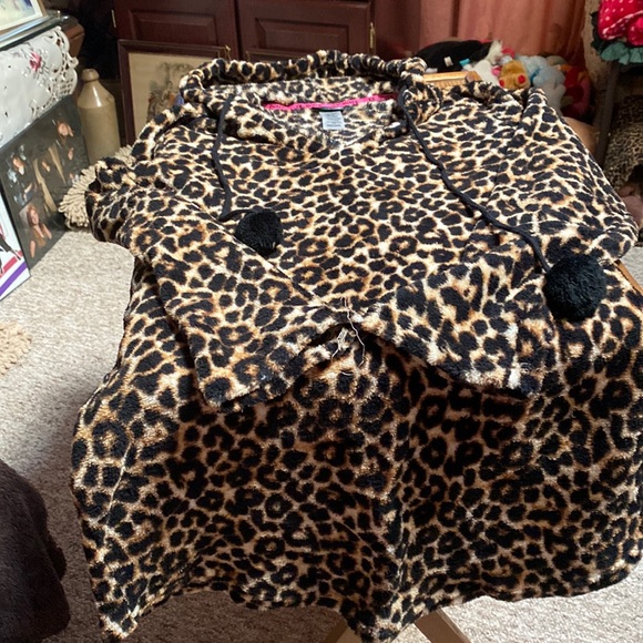 Joe Boxer | Intimates & Sleepwear | Jr Small Pullover Leopard Print ...